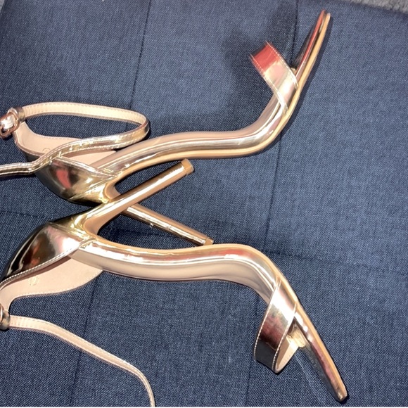 PrettyLittleThing | Shoes | Prettylittlething Clover Heel Gold Metallic ...